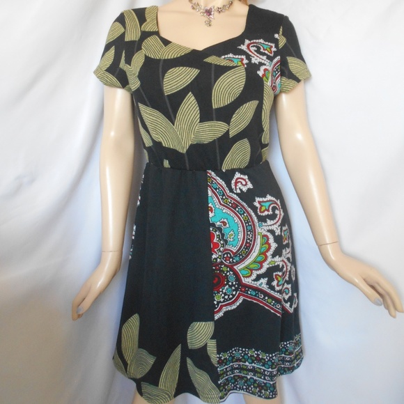 Vasna Desire | Dresses | Nwt 9 Vasna Desire Medium Paisley Design ...